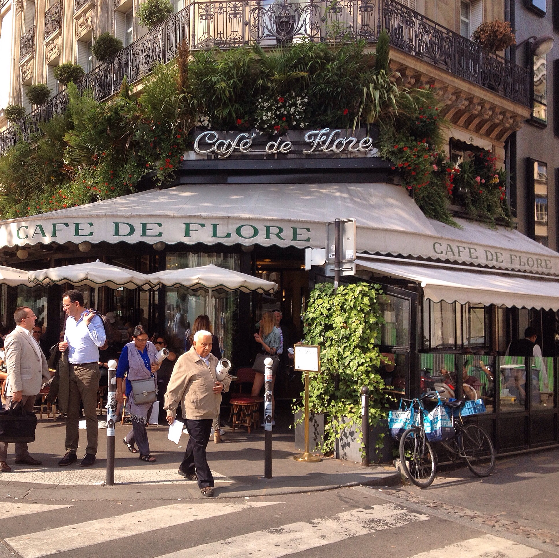 The Famous Cafés Of Saint Germain – Latitude Post